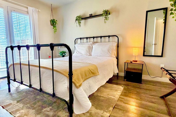 Stylish Near Stadiums, 6 Flags, Parking, Wifi. - Arlington, TX
