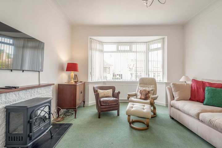 Livingstone Crescent (No 5) - St Andrews