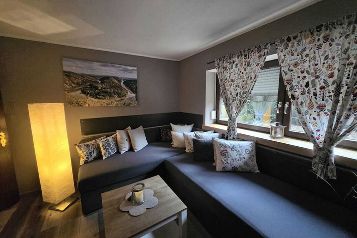 Appartement-supérieure-salle De Bain Privée-ferienwohnung Salut - Sarrebruck