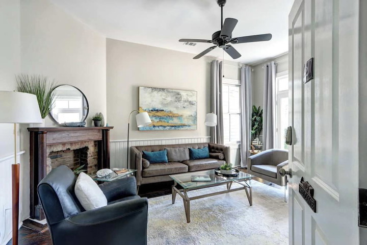 The Whale Loft | Historic Charm + Balcony - Savannah, GA