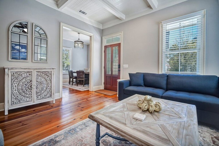 Bluffton Village Home-4br Heart Of Old Town Luxury - Bluffton, SC