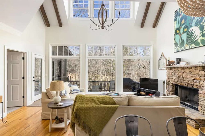 Peaceful & Modern Family Mountain Retreat - Jasper, GA