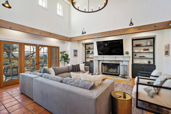 40-acre Wine Trail Estate Private Pool + Hot Tub | Wellsona By Avantstay - Paso Robles, CA