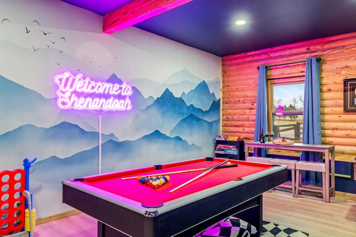 Grand Mountain Lodge, Pickleball, Barrel Sauna, Hot Tub, Game Room, Arcade - Luray, VA