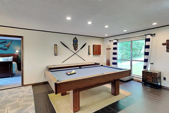 Sunset Cove | Pet-friendly W/ Heated Pool + Game Room - Jefferson City, TN