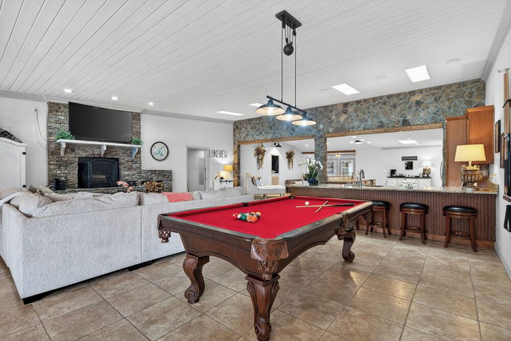 The 127 At Lake Sinclair: Sleeps 16, Prime Location, Amazing Outdoor Space!! - Milledgeville, GA