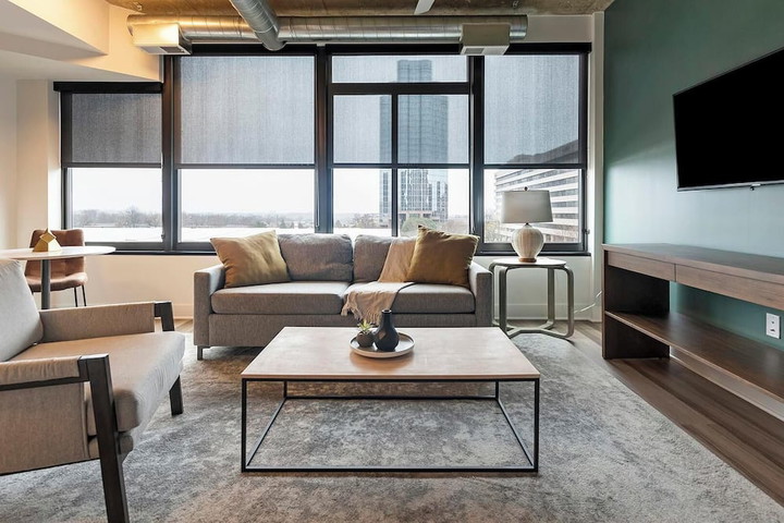 Landing | Beautiful 1bd, Gym, Game Room - Alexandria, VA