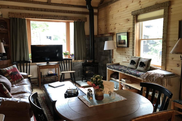 Highland Cottage Super Cute-close To Everything In Lake Placid - Lake Placid, NY