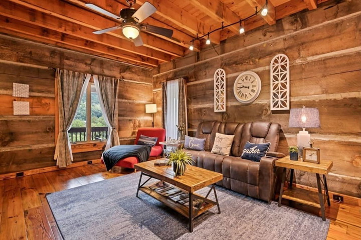 Marys Place-stylish Cabin W/stunning Views! - Maggie Valley, NC