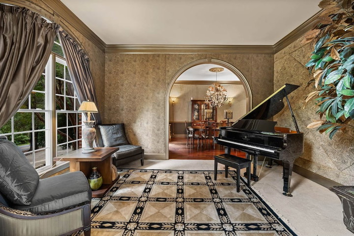 Luxury On The Lake: Greensboro Vacation Rental - North Carolina