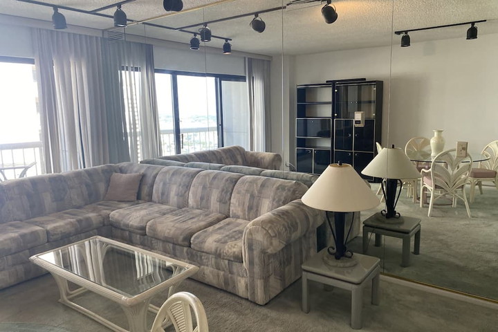 Great Location, Clean And Large 1 Bed, On The Boardwalk, Pool, Beach, Jacuzzi, - Atlantic City, NJ