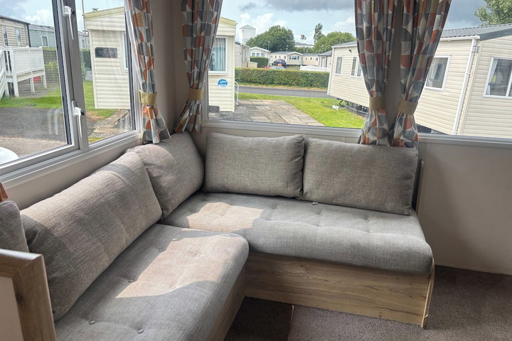 Caravan Sleeps 5 - Decking, Parking, Pet Friendly - Blackpool