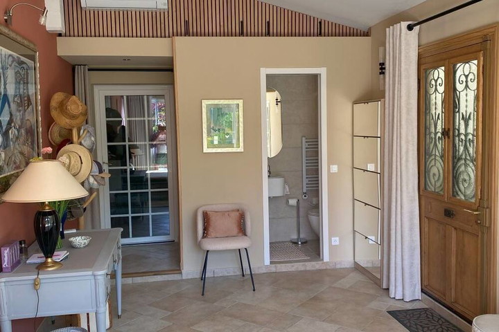 Chambre De Charme, Avec Piscine - Mougins