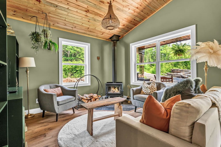 Cozy, Stylish, And Surrounded By Nature; Sojourn Hideaway Is The Perfect Getaway - Nova Scotia