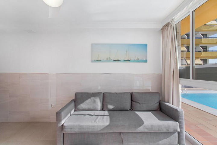 Vacation 'Unit D' With Shared Pool, Shared Terrace And Wi-fi - Playa del Inglés