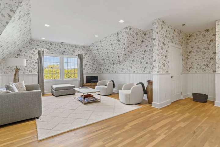 Charming 2-bedroom Apartment Above Horse Stables On Tuckers Ridge Farm In Easton - Fairfield, CT