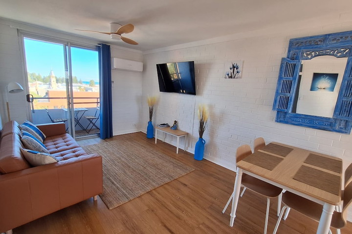 White Lotus - Freshly Renovated Central Fremantle Apartment With Panoramic Views - Fremantle