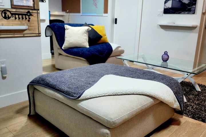 1 - Br Travellers Basement Suite.no Cleaning Fee, Sumas Mountain Rd,abbotsford - アボッツフォード