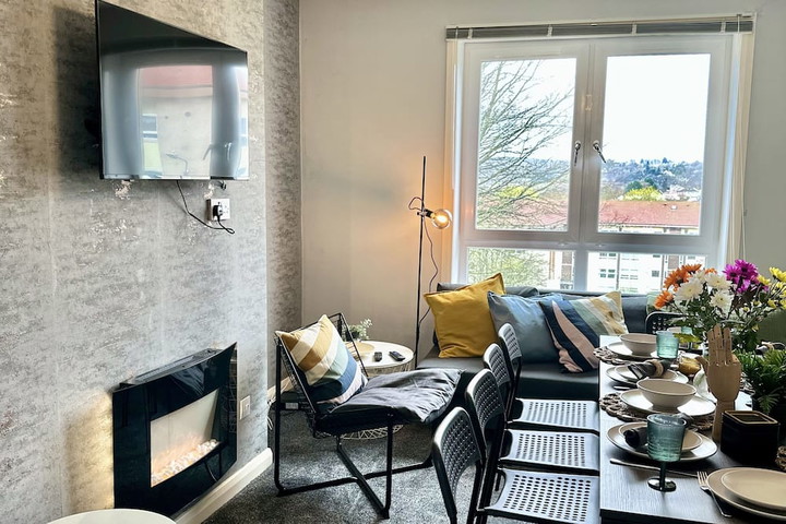 Glasgow New Modern Home, Separate Entrance,free Parking - Glasgow