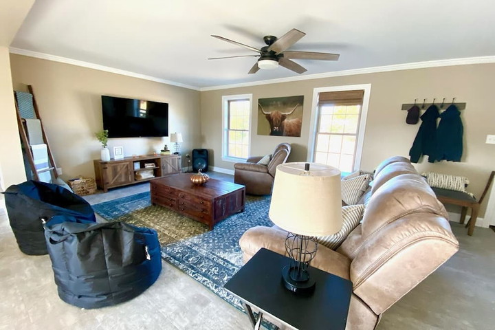 New Home, 2 Bd, 2.5 Bath, Open Floorplan, Sleeps 6. - Woodstock, NY