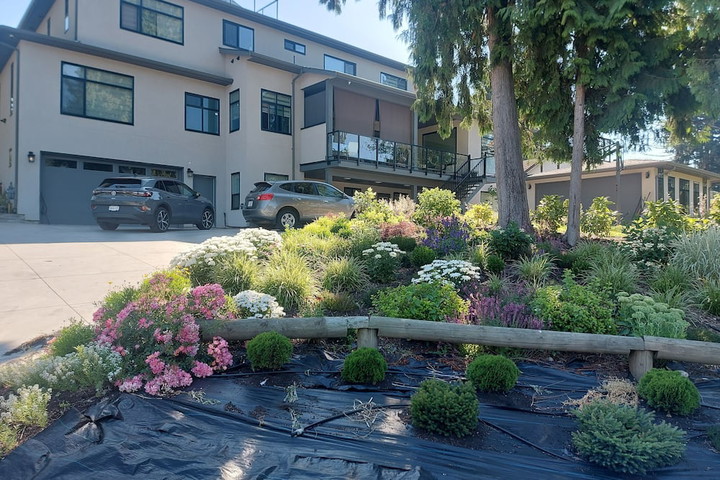 Self Contained Guest Suite - Surrey