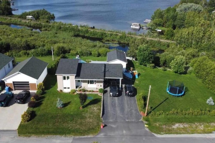 Maison Sur Le Bord Du Lac à 5 Km De Rouyn-noranda - Rouyn-Noranda