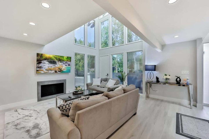 601-lavish Home W/ Ac & Patio Near Meta & Stanford - Foster City, CA