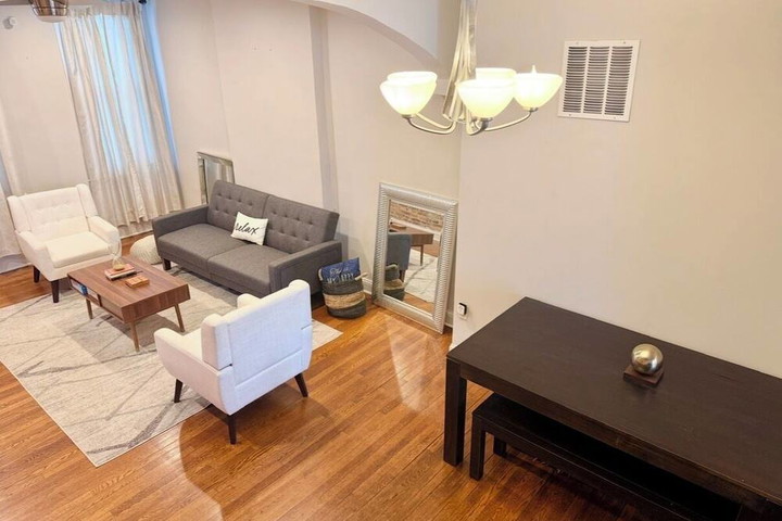 2br/2.5ba W/parking - Near Hopkins, Umd & Stadiums - Owings Mills, MD