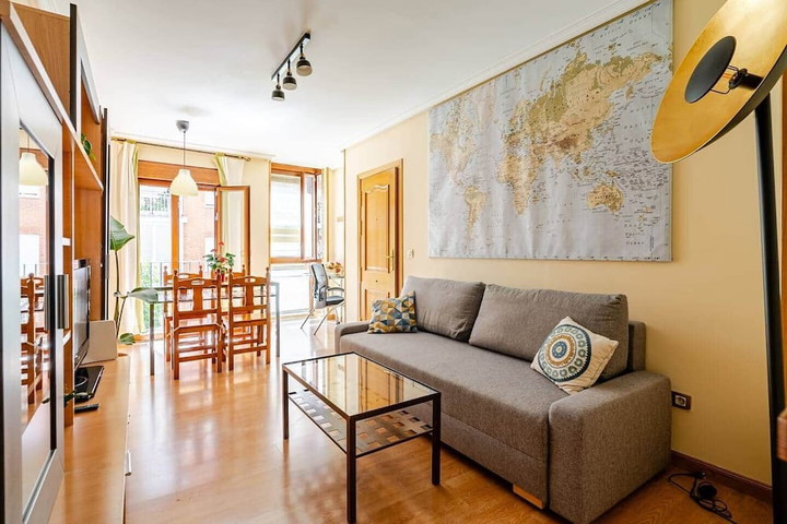 Appartement: Proche De Tout Et Très Confortable - Chamartín