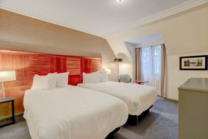 Sunday London Staines-upon-thames Heathrow T9 - Twin Room With River View - Staines-upon-Thames