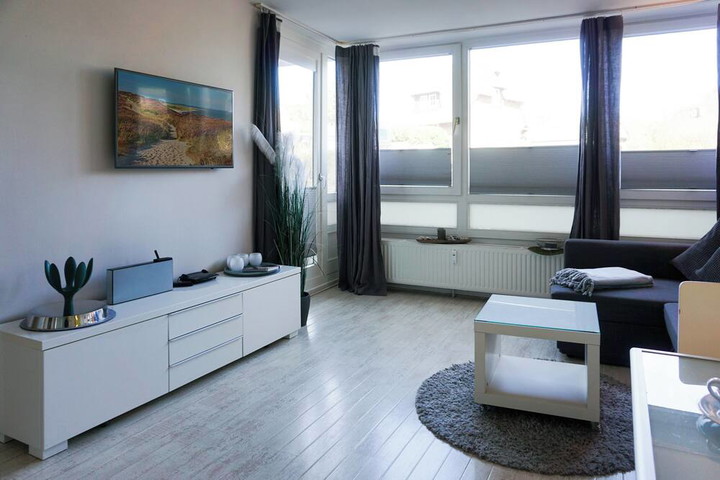 Comfortable Apartment "Wattenblick 50-13" With Balcony Near The Sandy Beach In List - List