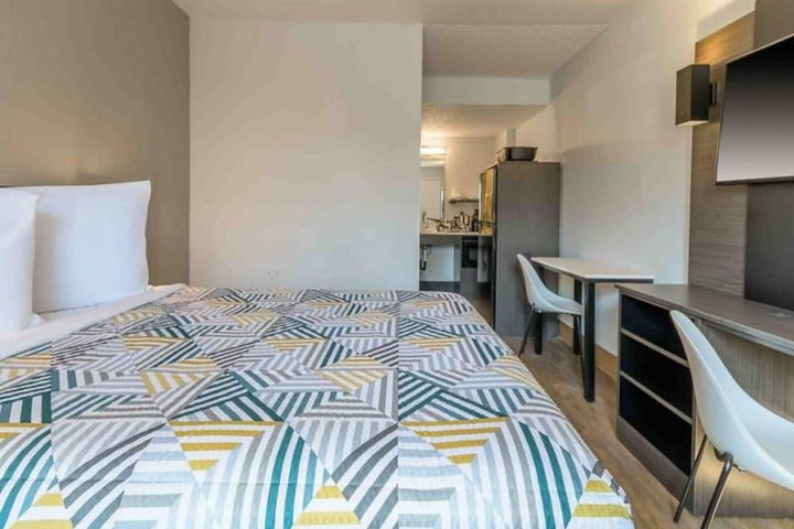 1 Full Bed|mobility|ri Shwr|kitchen - Fremont, CA