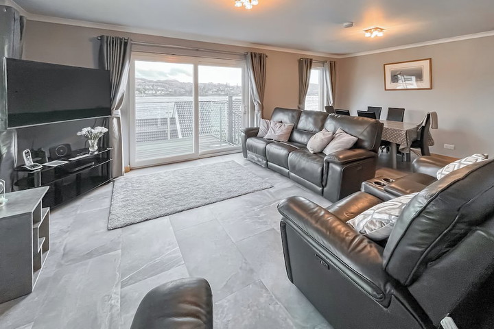 4 Bedroom Accommodation In North Connel - Loch Awe