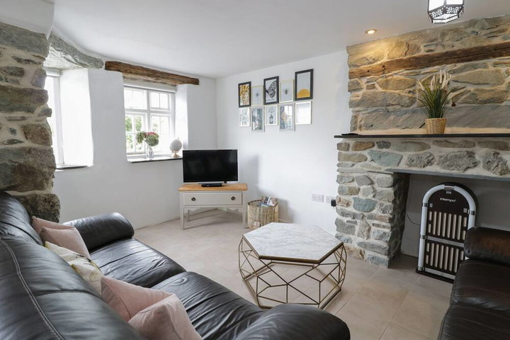 The Toll House, Pet Friendly, Character Holiday Cottage In Dolgellau - Dolgellau