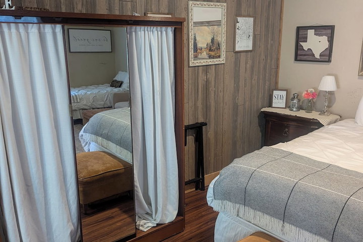 Cozy Country Cottage In Keller - Southlake, TX