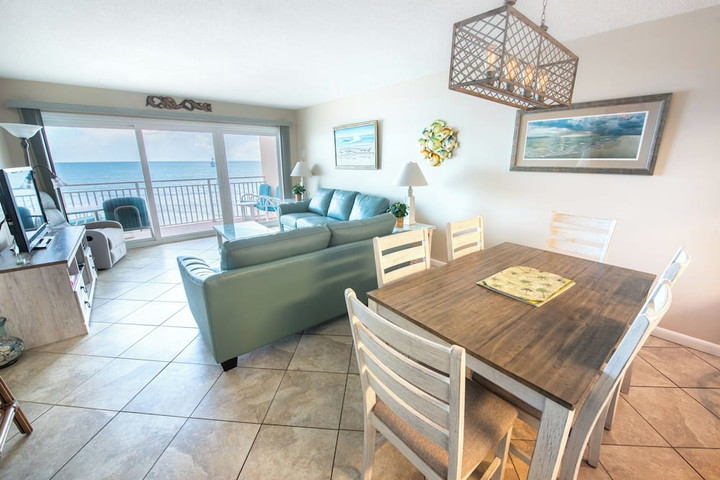 Direct Oceanfront 2br Condo W/ Balcony At Paradise Beach Club, Unit 339 - Satellite Beach, FL