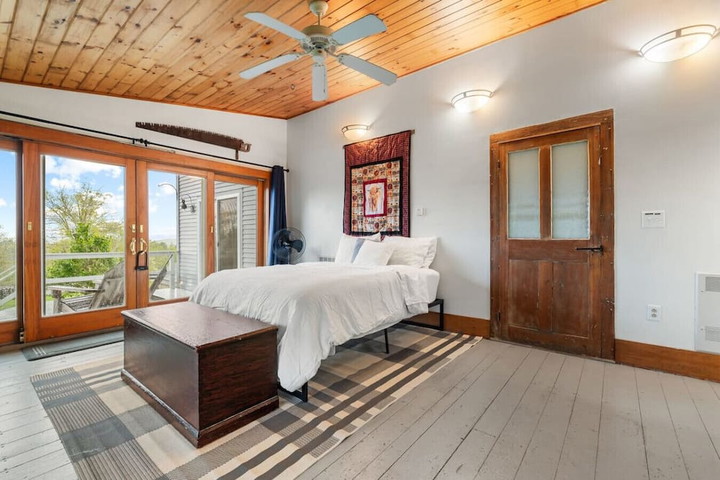 B - Farm Suite On A Cattle Farm - Concord, NH