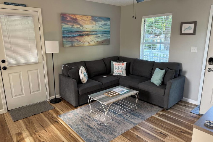 Pass Christian Beach House, Walk To Beach! - Pass Christian, MS