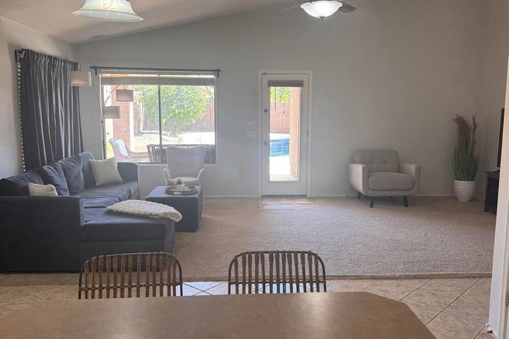 Serene Oasis 4-bedroom Bungalow With Ac In Maricopa - Maricopa, AZ