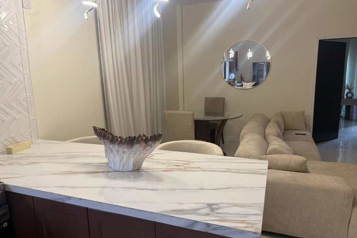 Qamar Villas Kingston  Stylish 1-bedroom Villas With Rooftop Pool. - Kingston
