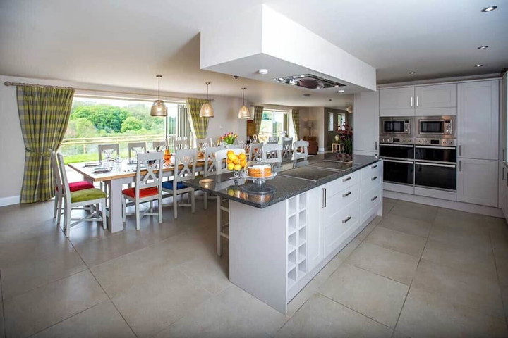 The Rookery - Sleeps 20 Guests  In 9 Bedrooms - ブリッジノース