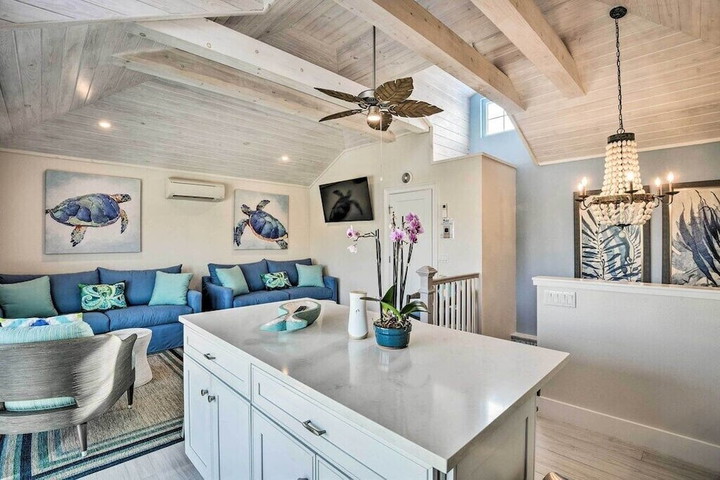 Seconds From The Ocean, One Bedroom Villa #1 - New Smyrna Beach, FL