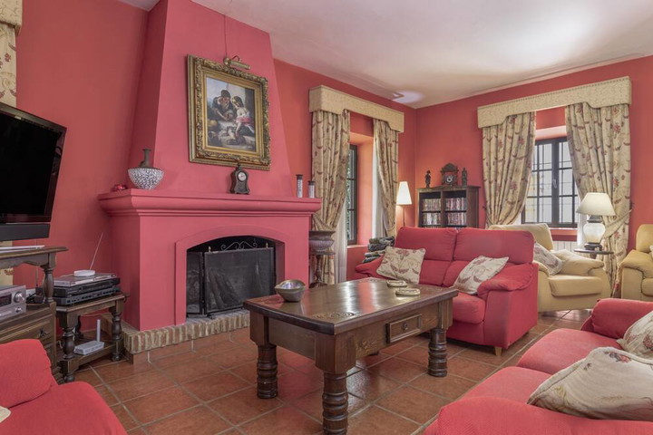 Casa De Campo 'Cortijo La Dehesa Del Pilar' Con Vistas A La Montaña, Piscina Privada Y Wi-fi - Olvera