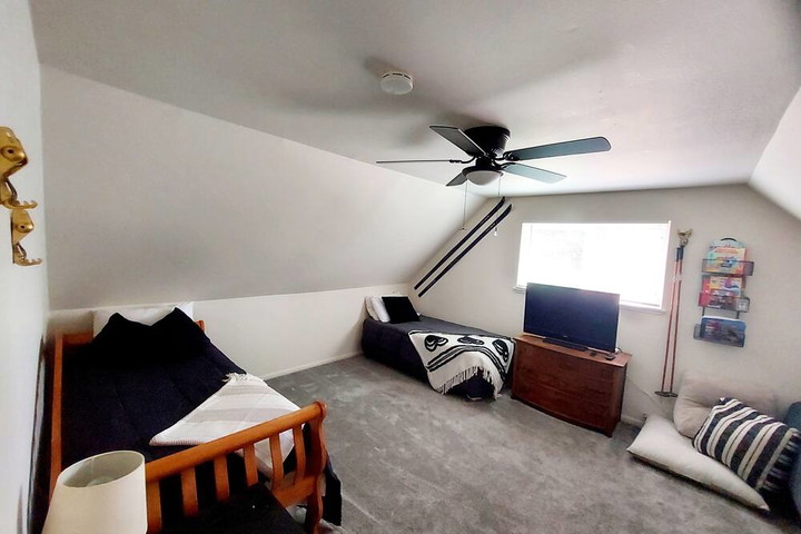 Tranquil Updated Mill House With Backup Power And Hi Speed Wifi! - McCloud, CA