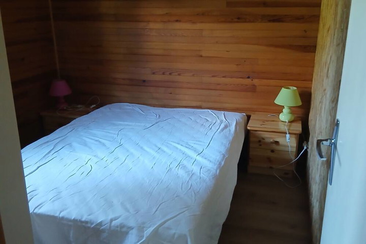 Chalet In The Mountains Near The Center Of Le Falgoux Hiking, Pets Welcome - Auvergne
