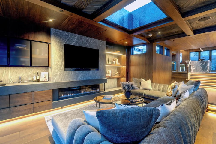 New Penthouse, Center Of Town, Sauna, Deck, Fireplace, Views, Parking, Ski Room - Telluride, CO