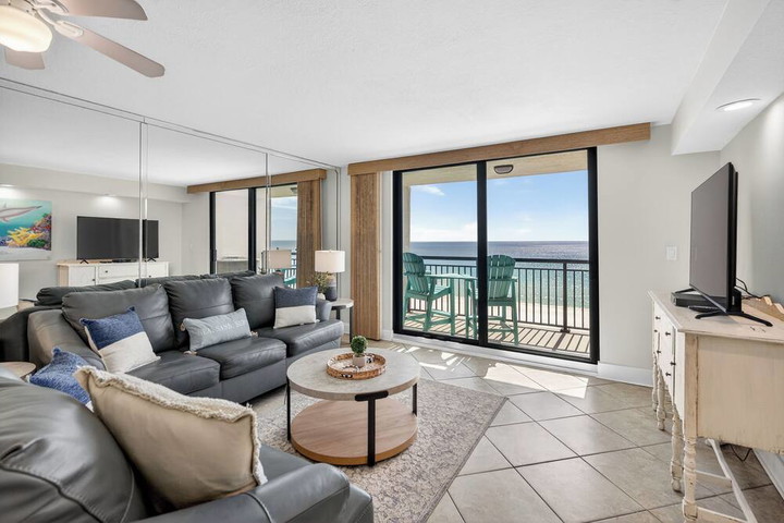Resort On Sand! Direct Ocean View!  Close To The Harbor, Waterpark, & More! - Destin, FL