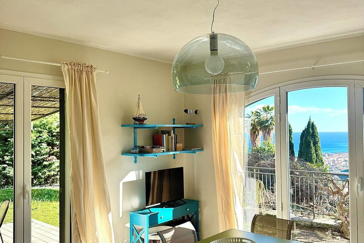 The House With A Blue Garden And Ocean View - San Bartolomeo al Mare