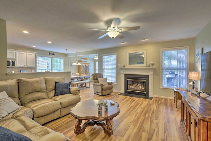 3 Mi To Coast: Pool & Serene Pond Views - Delaware