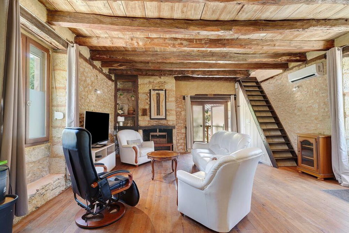 Gîte 'Moulin De La Mailleraie - Le' Avec Terrasse Privée, Wi-fi Et Climatisation - Montignac